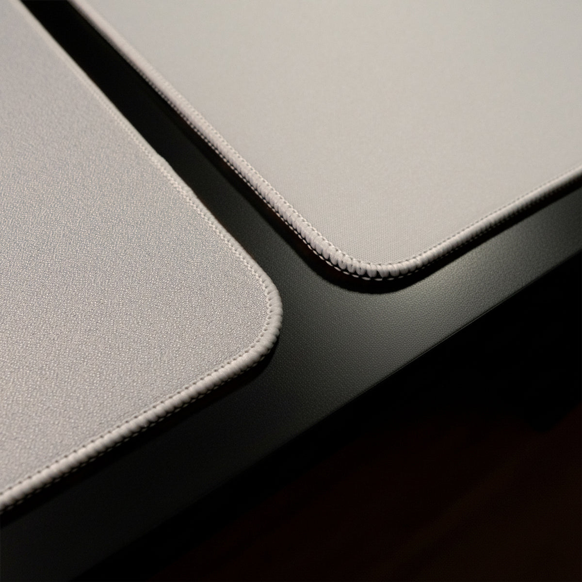 1 – MacvethOS Artisan Deskmat